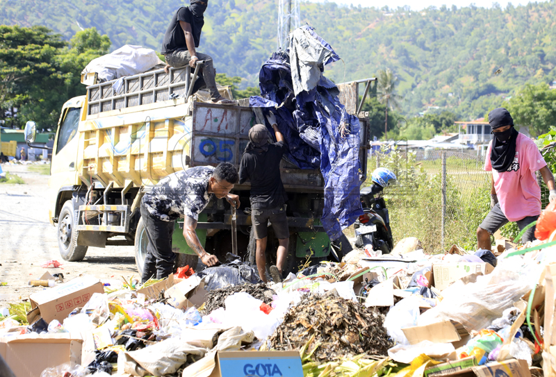 Authorities to raise awareness on proper waste management in Dili ...