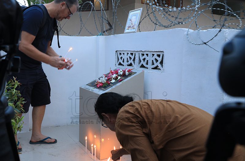 TL inaugurates monument dedicated to Dutch journalist, Sander Thoenes ...